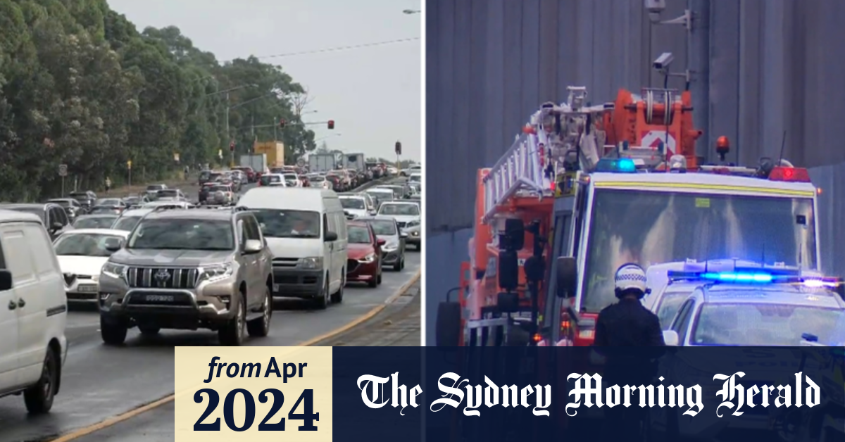Video Motorists Faced Delays After Crane Fire Shut Down Lane Cove Tunnel